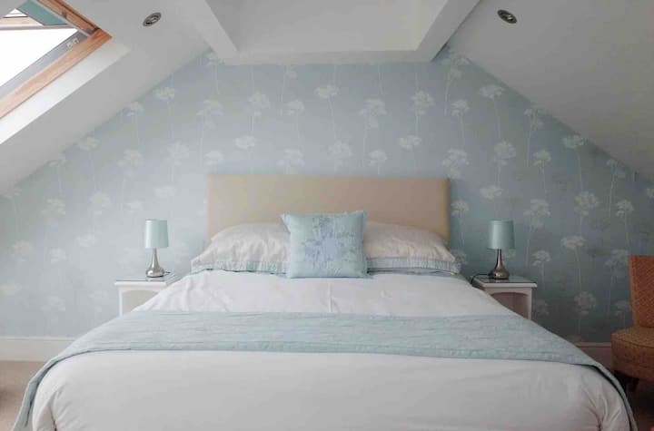 Double Room - Ensuite Shower Room - Ripon