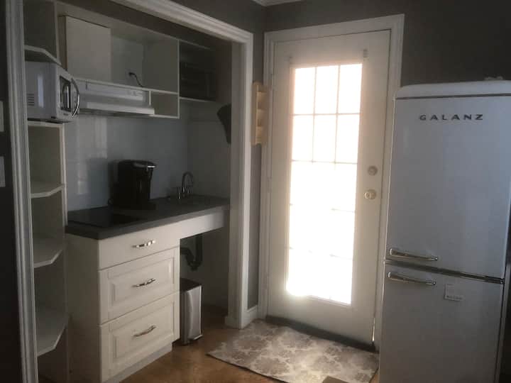 Guest Suite In Duncan - Private And Safe - Duncan