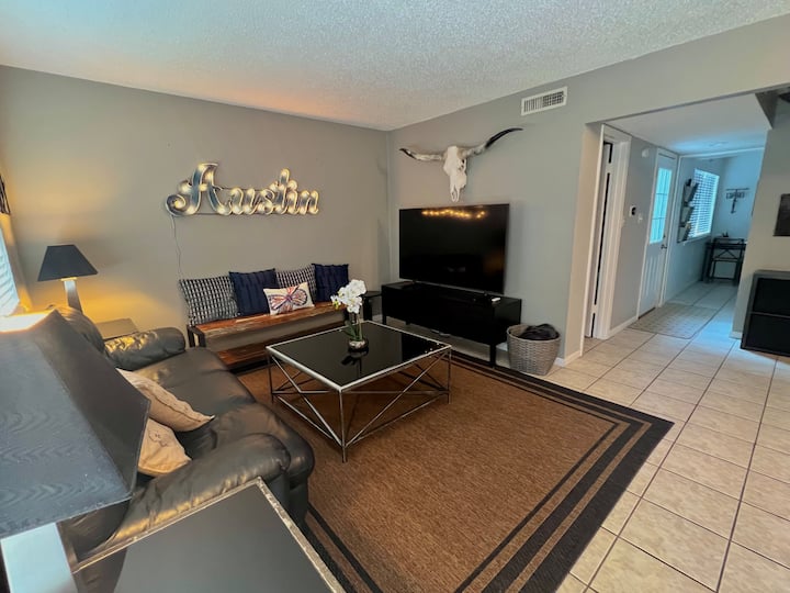 Updated 2bdr With Sleepnumber I8 Bed - Austin Aquarium, Austin