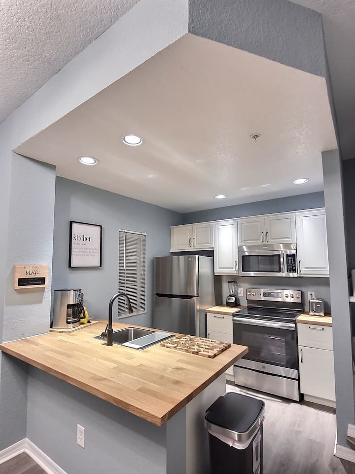 Villa Moderne Rénovée à 15 Min De Disney - Kissimmee, FL