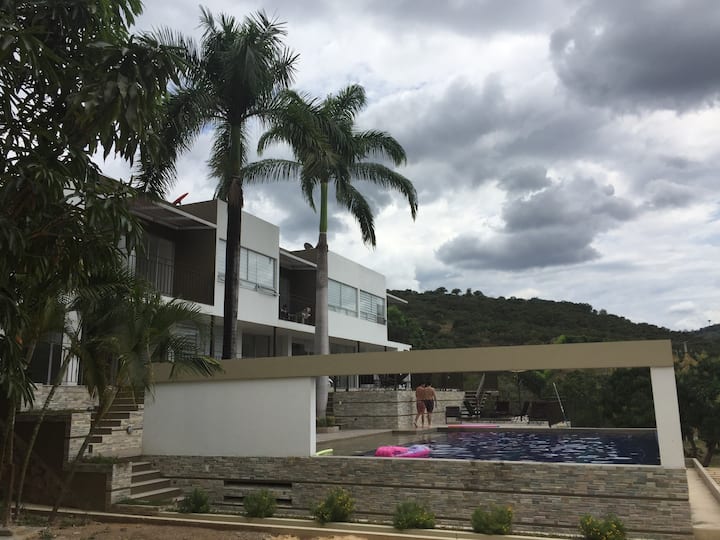 Acogedora Casa Campestre 1 - La Mesa