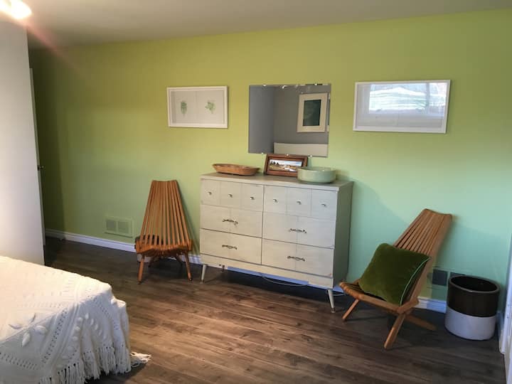 Bright 1-bedroom Apt Near Lake, Burlington, Ont - Burlington