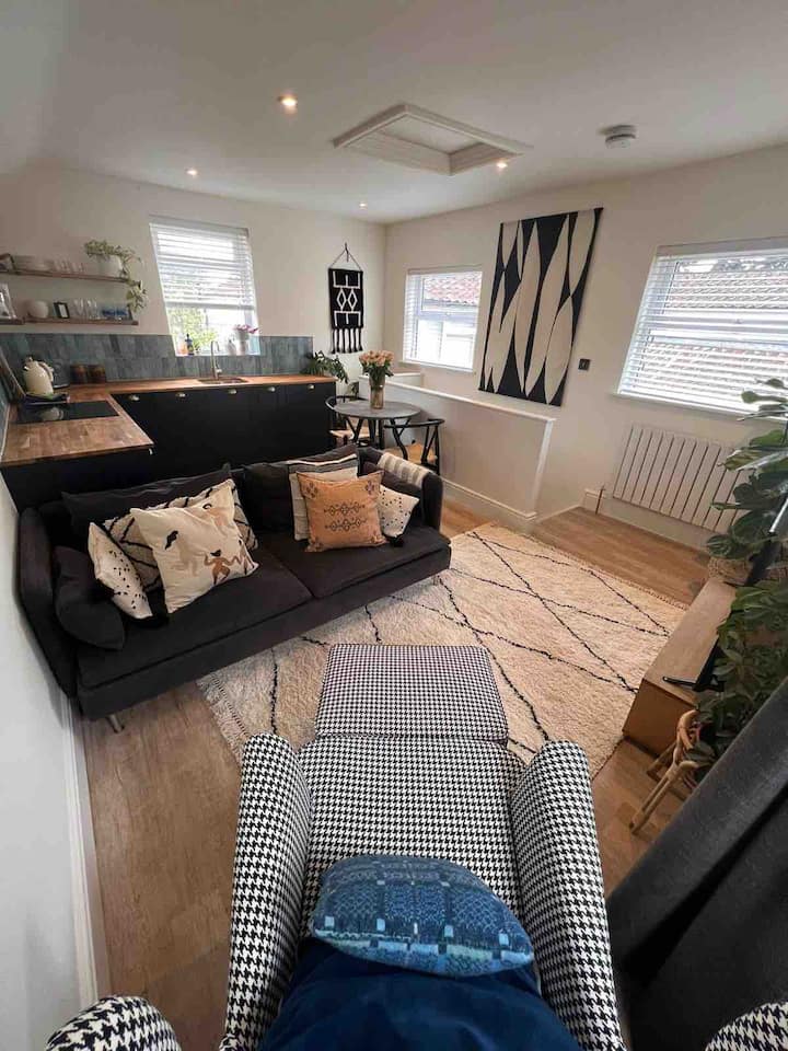 Cosy Coach House - Half Way Between Bristol & Bath - Bristol