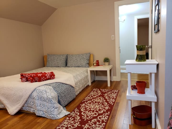 [ Authentic Room Near 4 Min I-95-i90-route 9 ] - Wellesley, MA