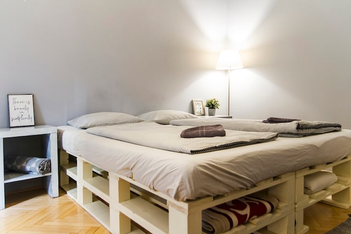 Vintage Modern Home In City Center(next To Gozsdu) - Budapest