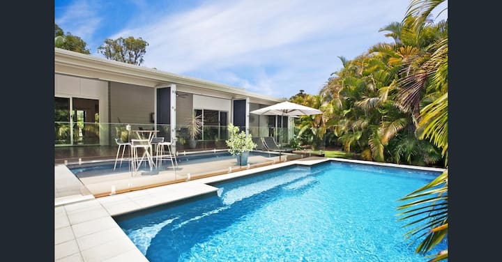 Tropical Paradise In Noosa - Tewantin