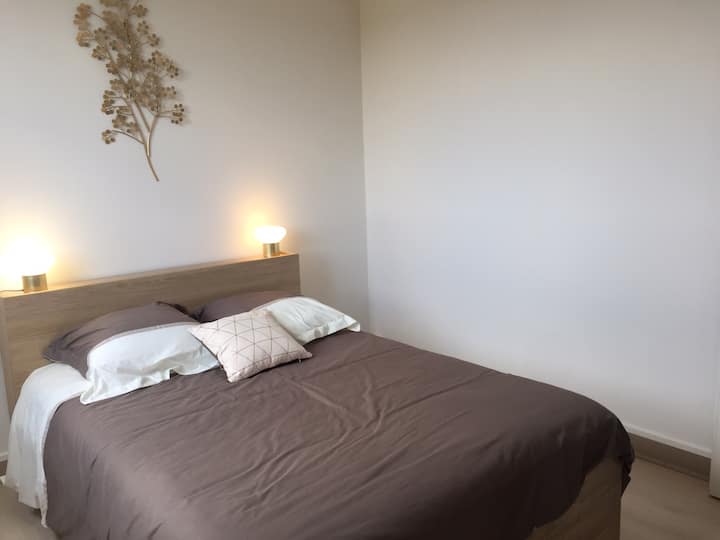 F2 Avec Balcon, Calme Et Fonctionnel - Chambray-lès-Tours