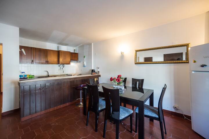 Large Apartment In Costa Da Caparica - Almada