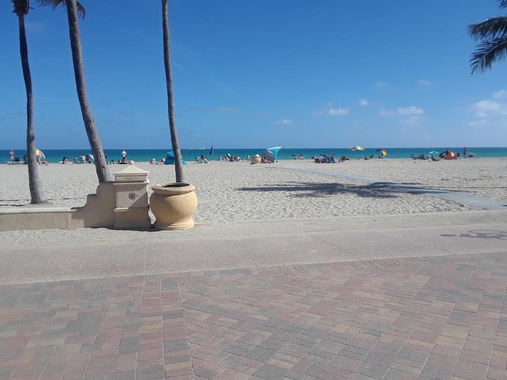 Revere # 3, Hlwd-beach-getaway - Hollywood, FL