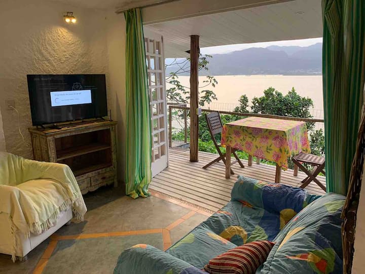 Casa Paisagem Frente Ao Mar - Acesso à Praia - Ilhabela