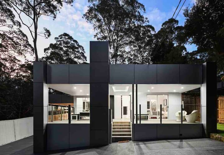 Modern 3 Bed - Pet Friendly - Great Location - Dural