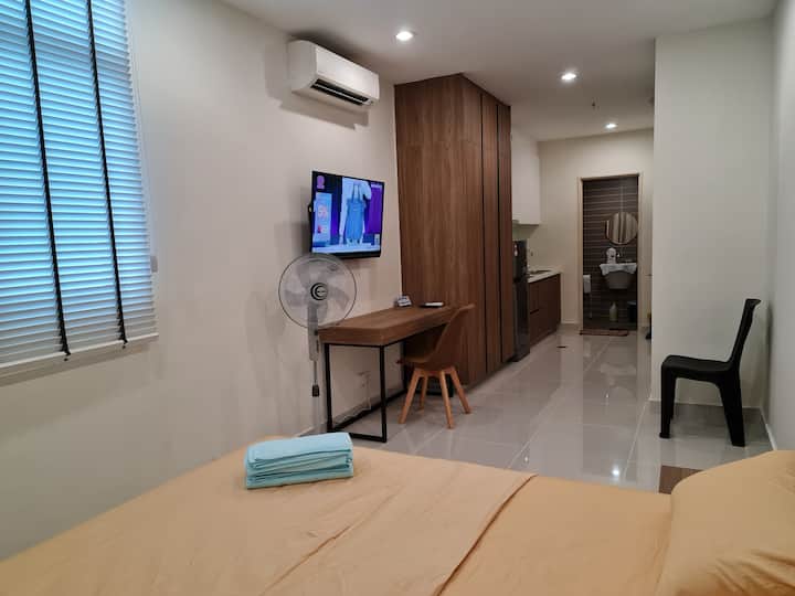 Cozy Home 3 @ Kozi Square Near General Hospital - Kuching