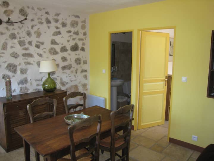Les Gites Du Lac, Appartement Rurale "Le Genêt" - Montauroux