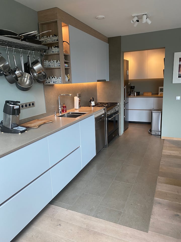 Stylish Apartment For The Great Rotterdam Getaway - Rotterdam