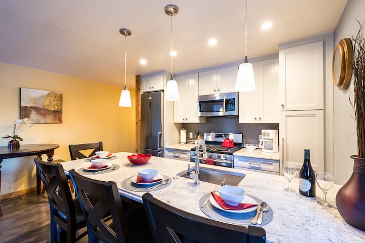 Tahoe Northstar Ski Trails Condo Ski In/ski Out - Kings Beach, CA