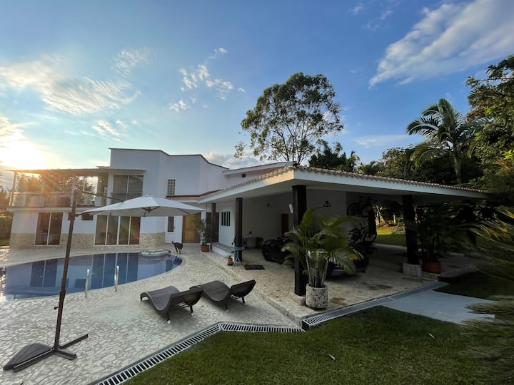 Country House Cerritos Pereira, Forest & Mountain - Pereira