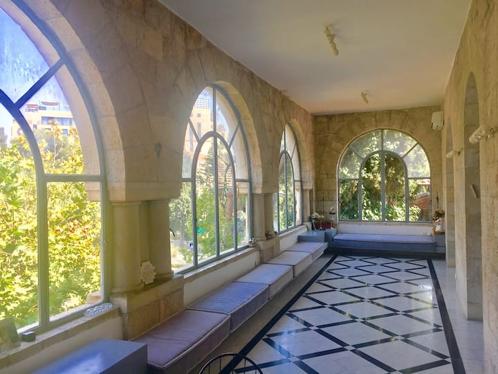 Exquisite Authentic Jlem Home In Historic Location - Jerusalem