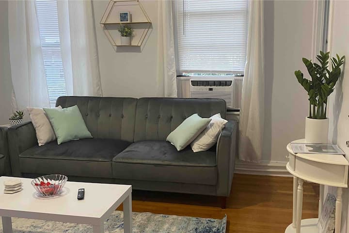 Hidden Gem! Stylish & Spacious 3br In New Bedford! - New Bedford, MA