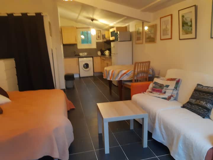 Studio Indépendant  En Campagne Aixoise - Aix-en-Provence