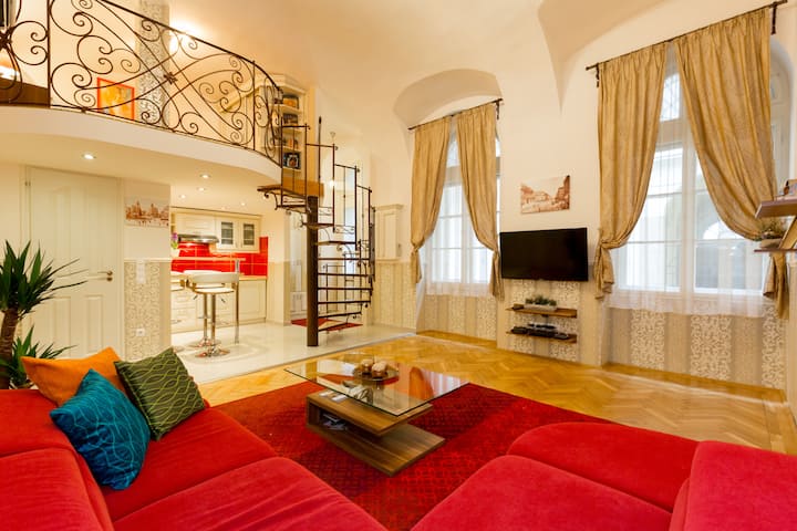 30 Meters From St Stephen Square - Budapest