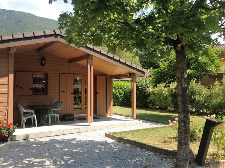 Annecy Lakeside Cabin - Thônes