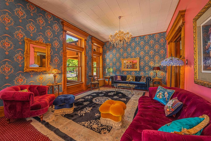 Orman Mansion Family Suite - Pueblo, CO