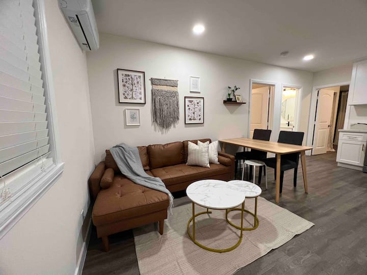 Discount&big Backyard～all-in-one 2b1b1kitchen Unit - West Covina, CA