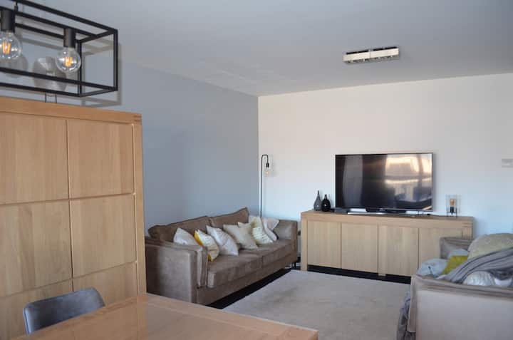Moderne En Gezellige Woning In Het Centrum - Borgloon