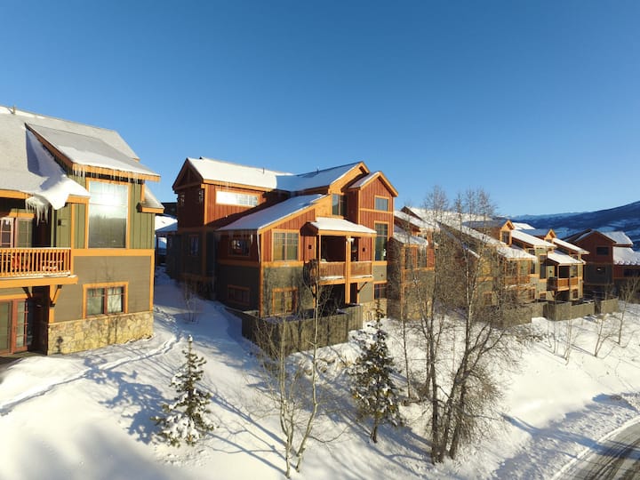 Silverthorne Vacation Rental Townhome 2000sf 4br - Silverthorne, CO