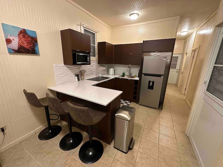 Casita Anaranjada Acogedora/parking/patio - San Juan