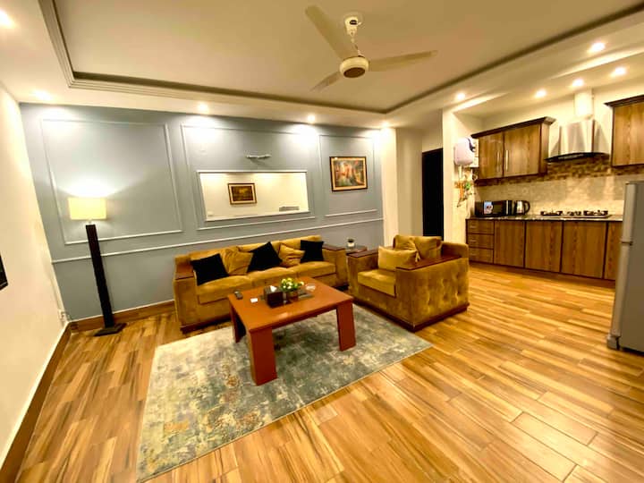 Falcon Complex, Lahore Alquileres vacacionales y alojamientos - Lahore ...