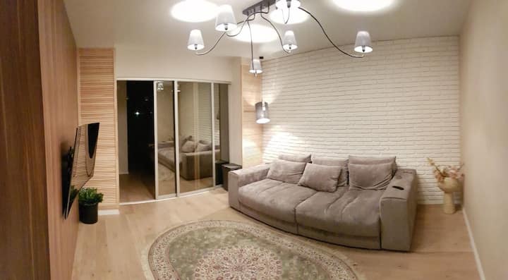 Luxury Apartment With Oak And Marvel Floors, Pines - Буча