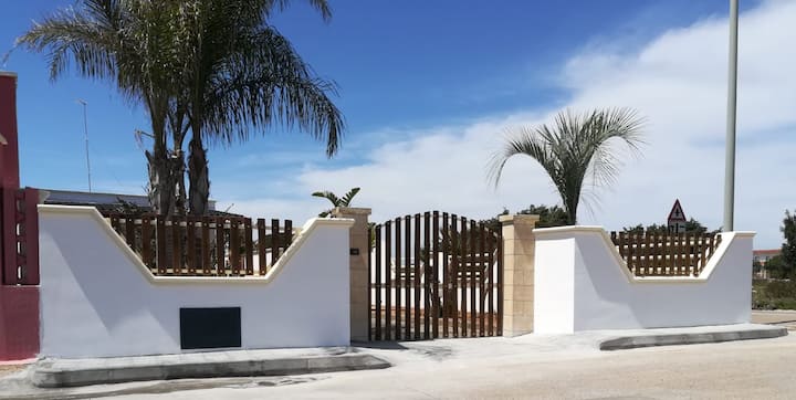 Villetta T. Lapillo Con Giardino A 500 M Spiaggia - Punta Prosciutto