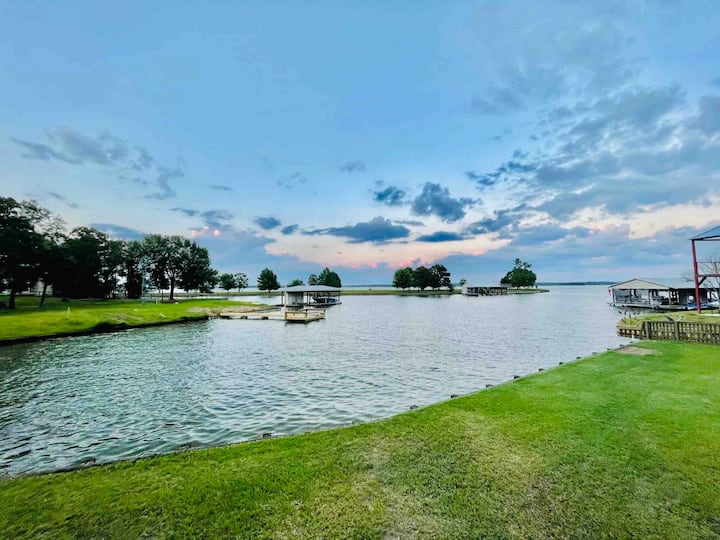 Lake Limestone Vacation Rentals & Homes - Texas, United States | Airbnb