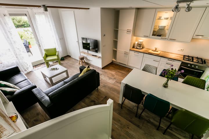 Landelijk Gelegen 4-6 Persoons Appartement - Vrouwenpolder