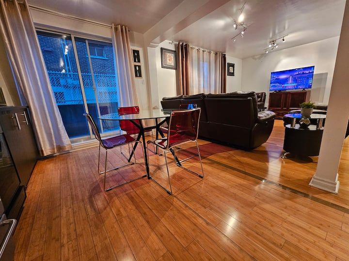 Appartement Style Moderne à Montreal - Montreal