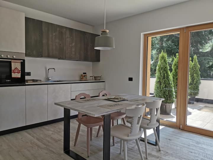 Appartamento Con 2 Stanze - Trento