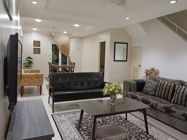 Dq Homestay Mersing Stay Calm And Safe - Mersing