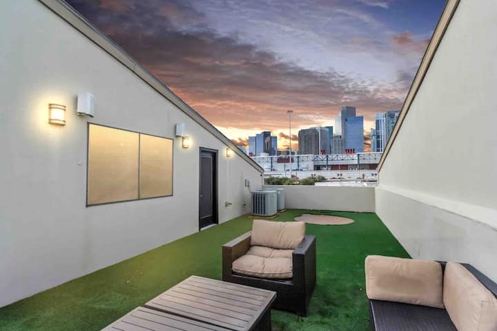 H-town Oasis - W Skyline Views! - アメリカ ヒューストン