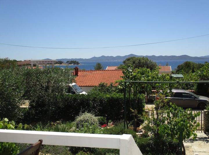 Doris Punta Skala, 2 Bedrooms - Nin