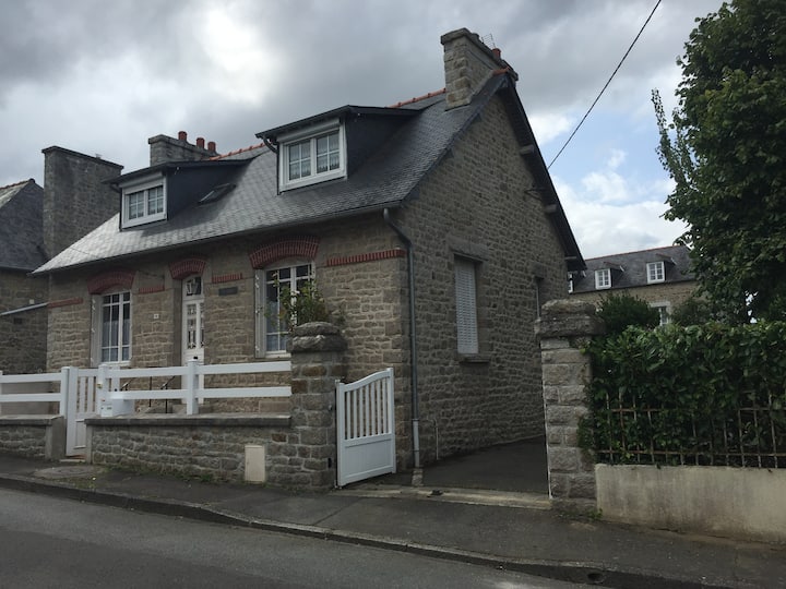 Maison Proximité Centre Historique Dinan Et Lehon - Dinan