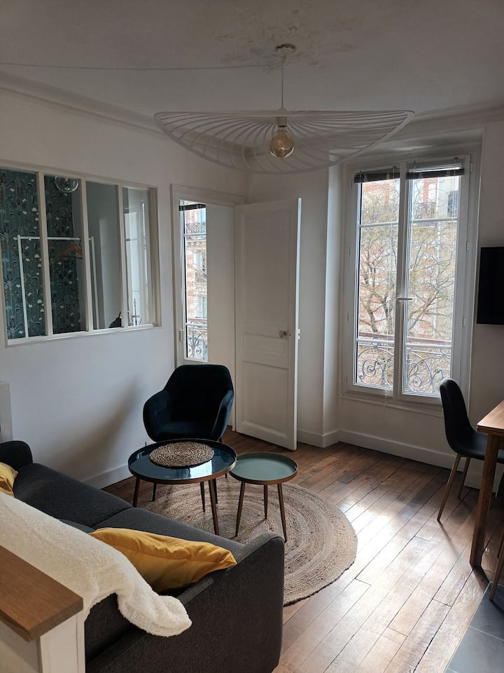 Très Parisien Et Ensoleillé - Chatelet - Les Halles - París