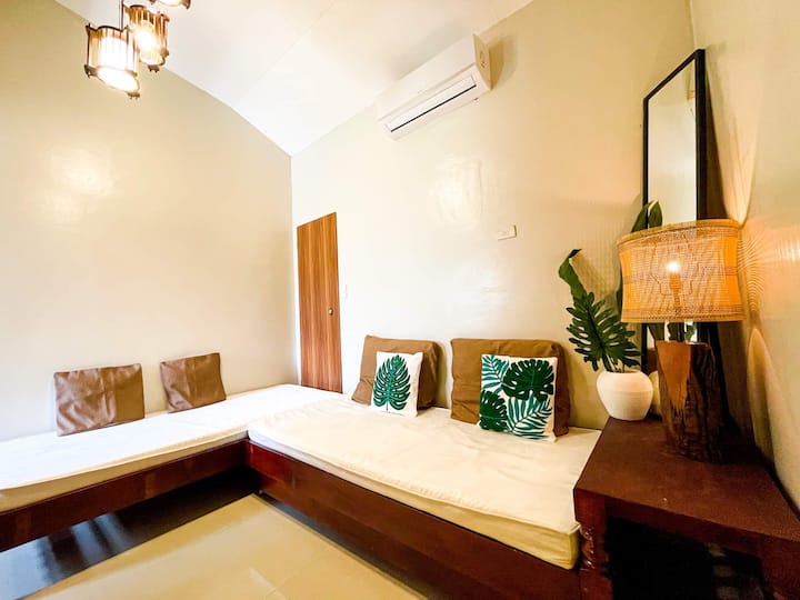 Tagaytay Staycation -tiny house - Houses for Rent in Tagaytay ...