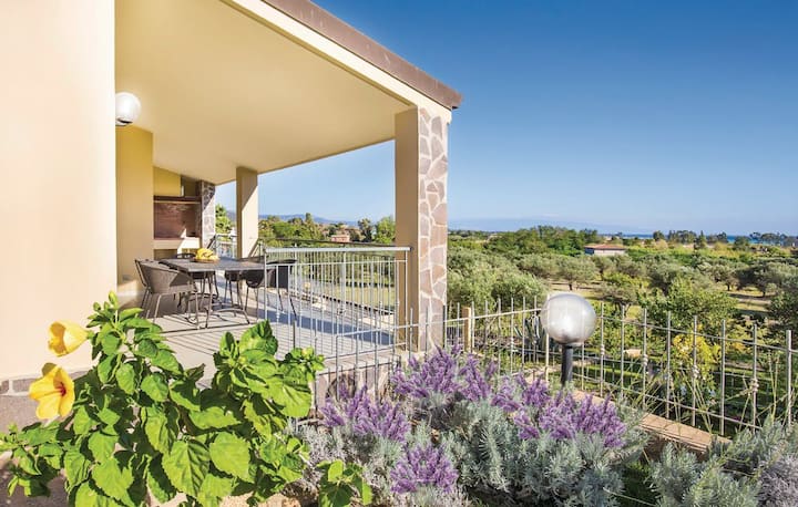 Syditalien - Ved Appenninerne  Og Middelhavet - Calabria