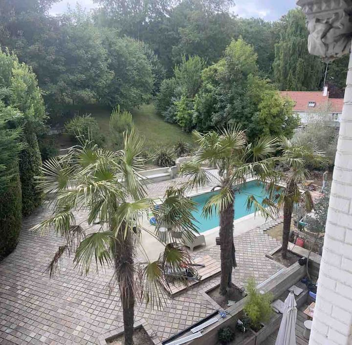 Villa Alfred Sisley - Les Demoiselles à Versailles - Poissy