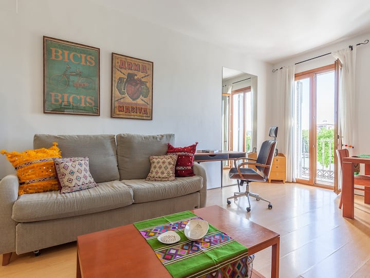 Fantastico Apartamento Con Vistas Calle Betis - Camas