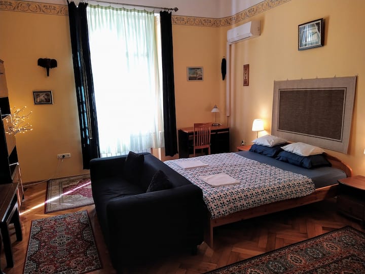 Champ's Inn - Budapest