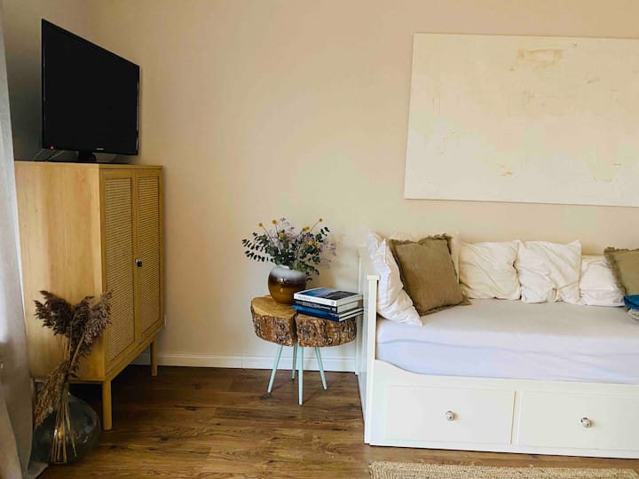 Cozy And Bright One-room Apartment (Central) - Hamburg