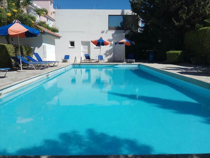 Special Offer! 100m To Mall,restaurant,filber Wifi - Kato Paphos
