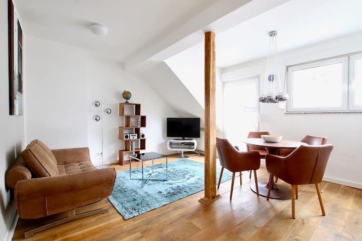 Bright Flat With Balcony In The Belgian Quarter - Colonia